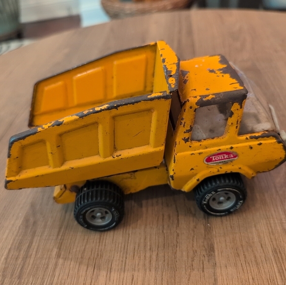 Tonka | Toys | Vintage 97s Tonka 9 Inch Orange Pressed Steel Dump Truck ...